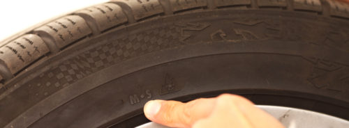 Comment identifier et différencier un pneu hiver ? Tout comprendre